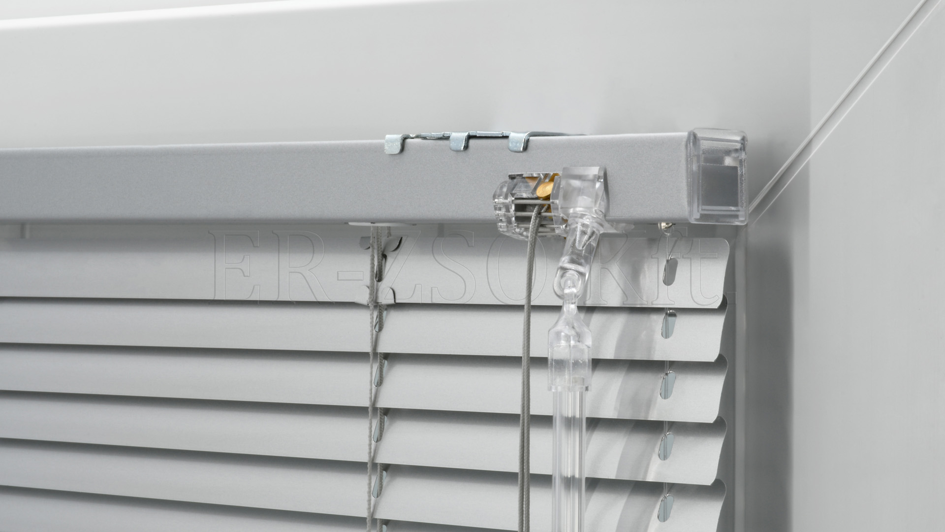 Reluxa (Festett lamella | Alumínium | 16 mm)