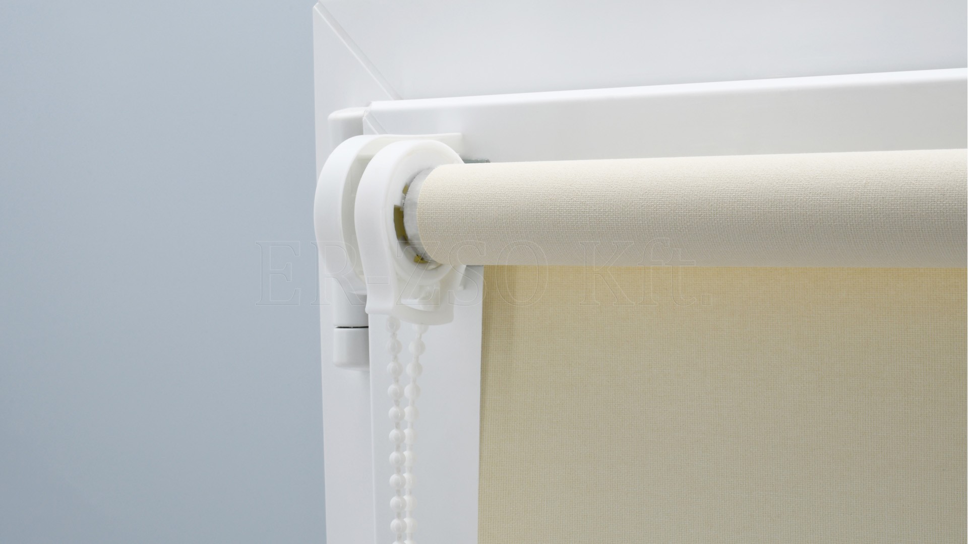 Gyöngyös roletta (Velux)